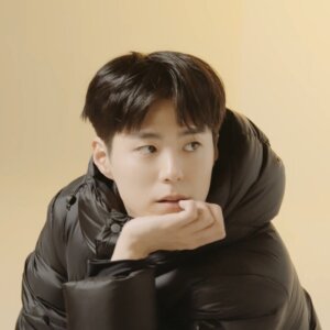 これは永久保存版！パクボゴム×アイダー22FW「撮影現場」のビハインド映像、初公開！