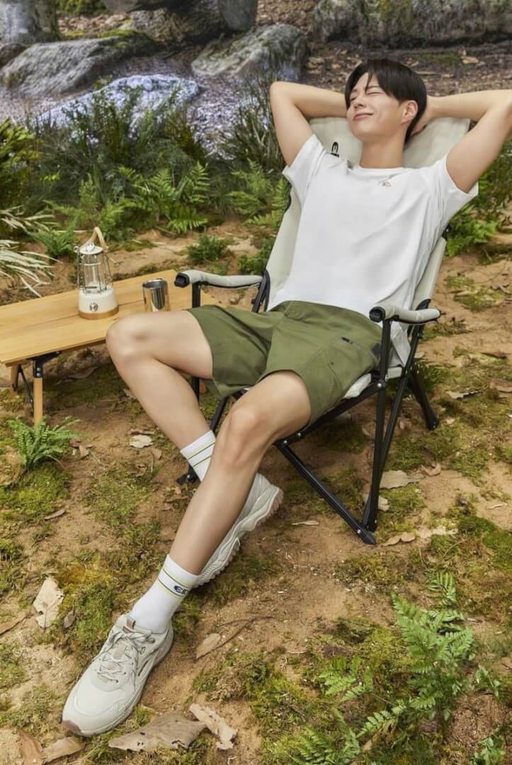 ファン必見！パクボゴム×EIDER2023夏の新作グラビア、公式サイトから大量公開！